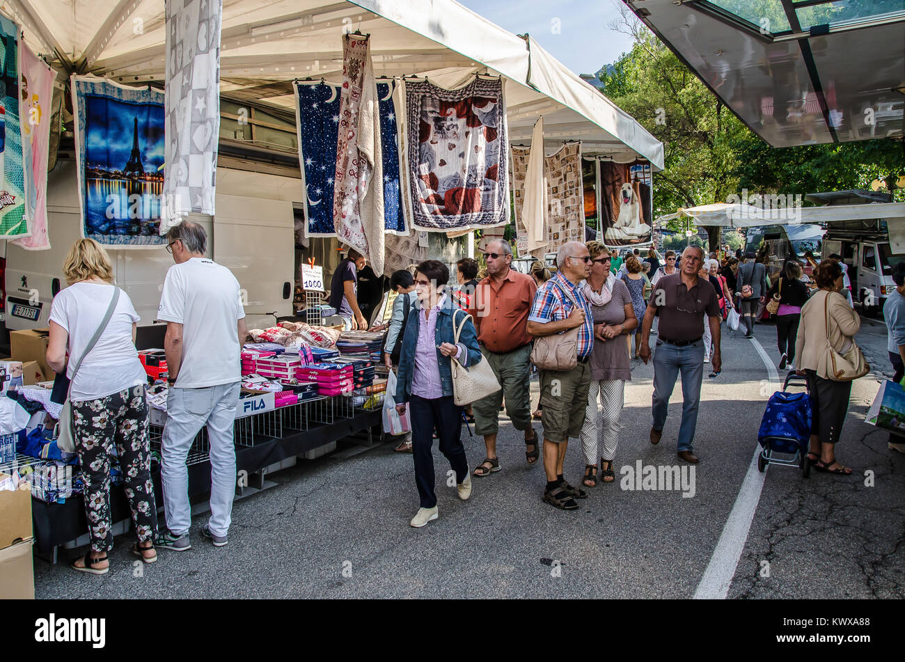 Thursday market day in omegna hi-res stock photography and images - Alamy