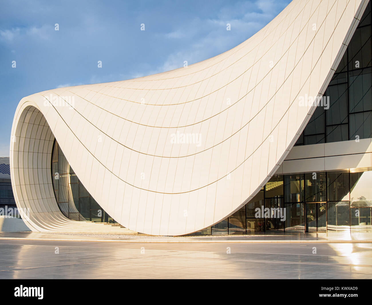 BAKU, AZERBAIJAN-DECEMBER 28, 2017: Heydar Aliyev Center - building ...