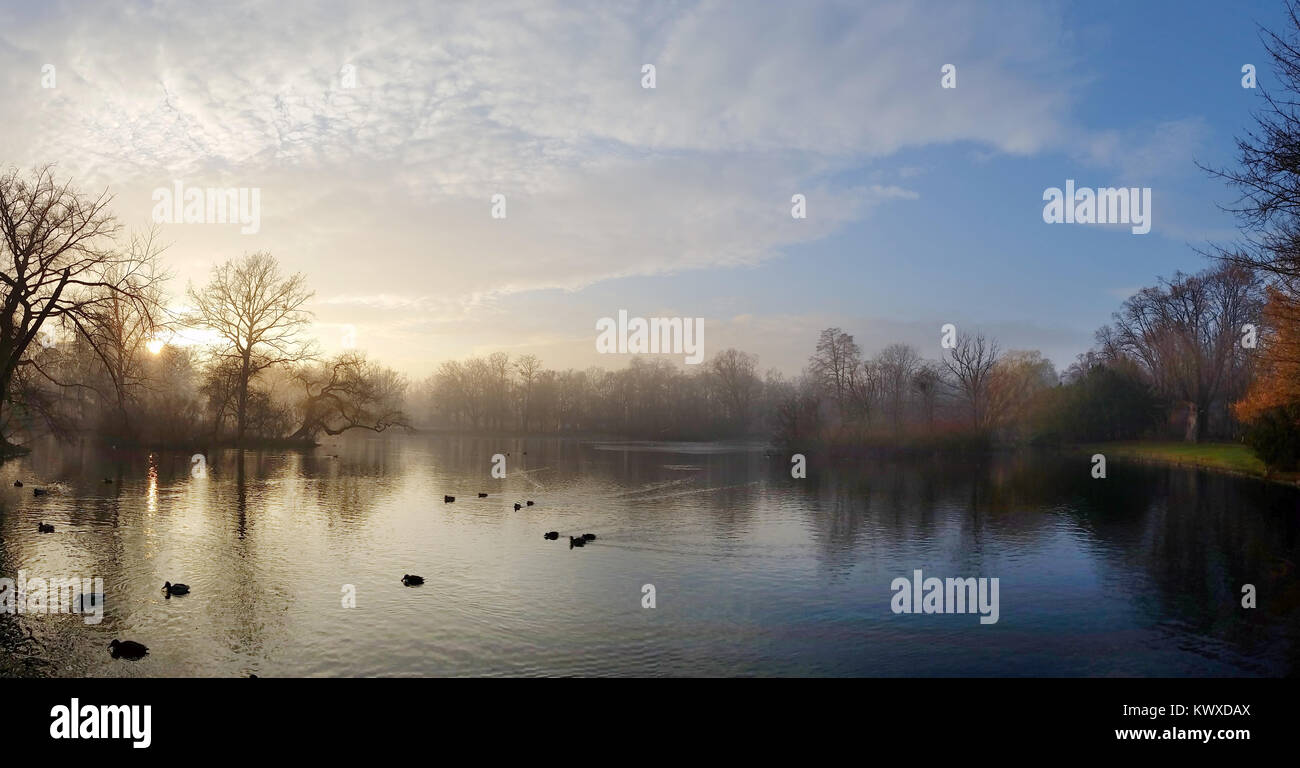 Larg river hi-res stock photography and images - Alamy