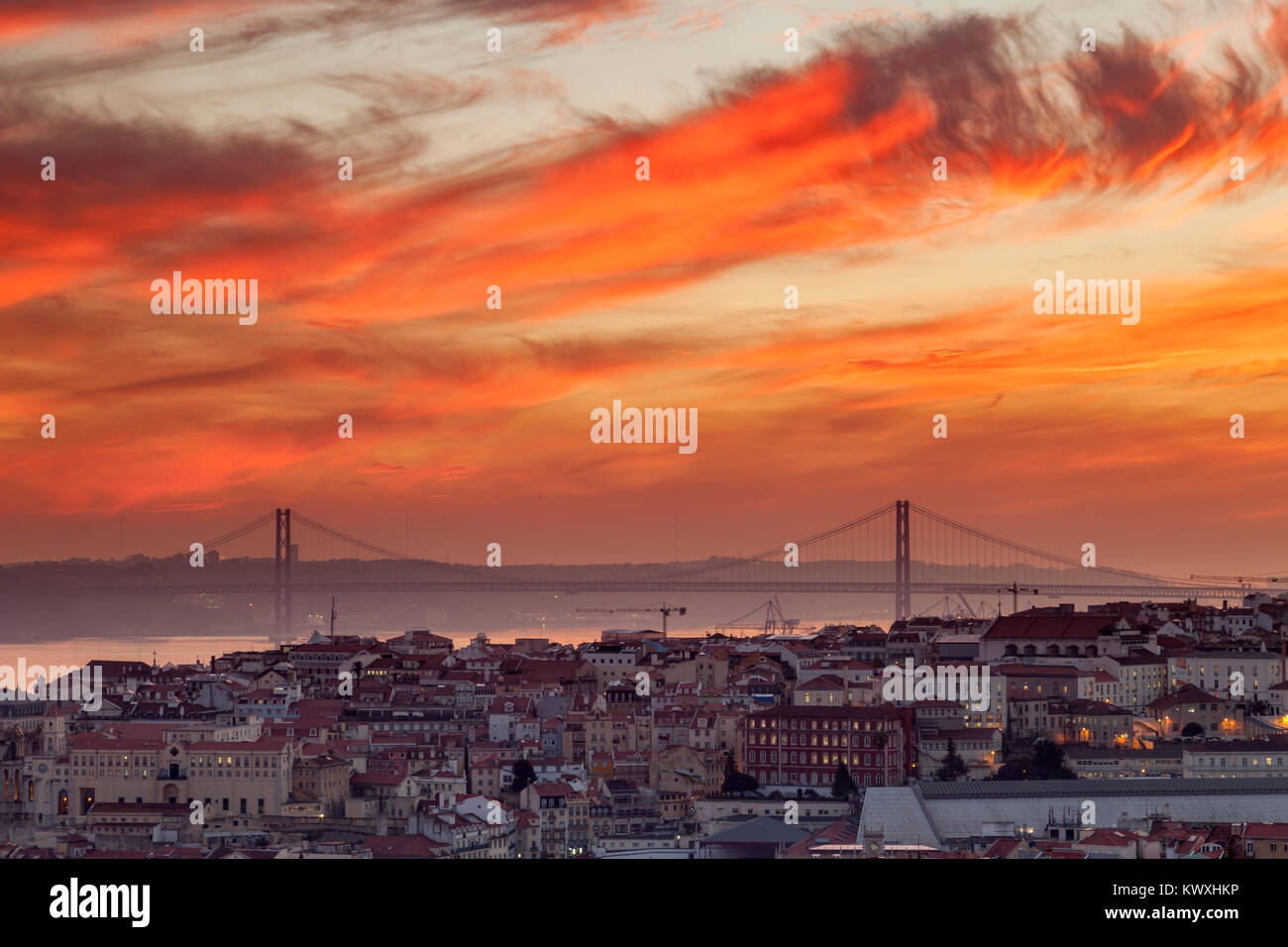 Sunset at lisbon hi-res stock photography and images - Alamy