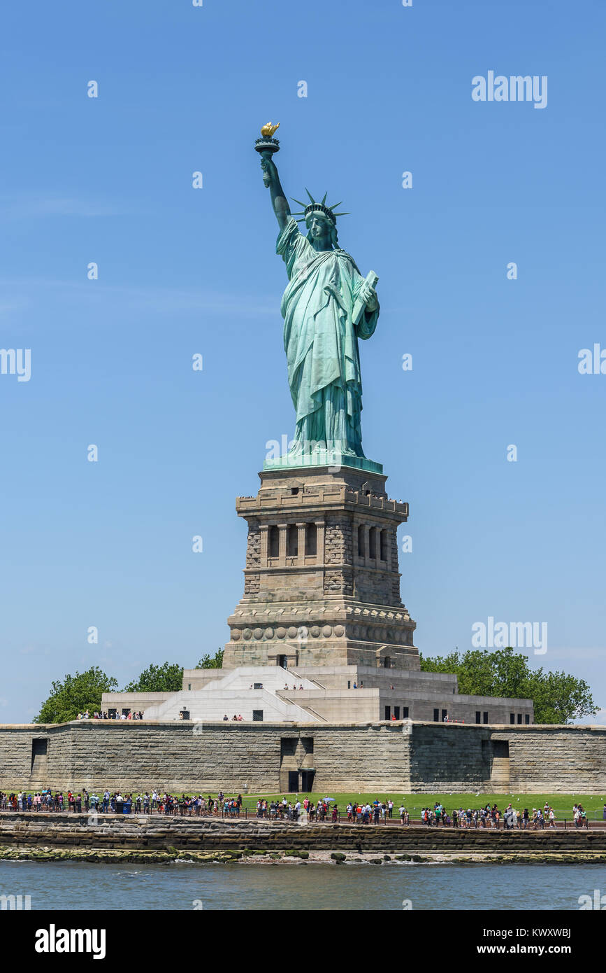 Symbols of liberty hi-res stock photography and images - Alamy