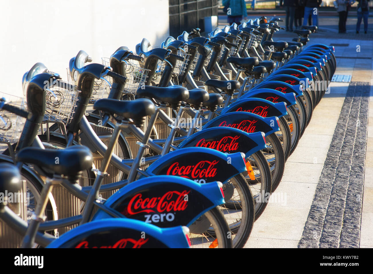 Coca cola bicycle hi-res stock photography and images - Alamy