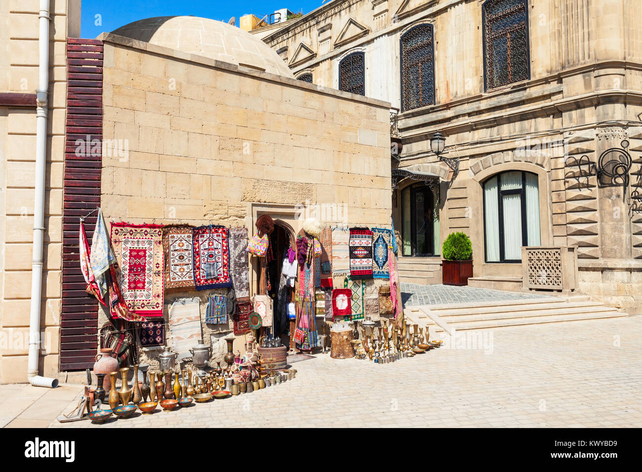 Baku bazaar market azerbaijan hi-res stock photography and images - Alamy