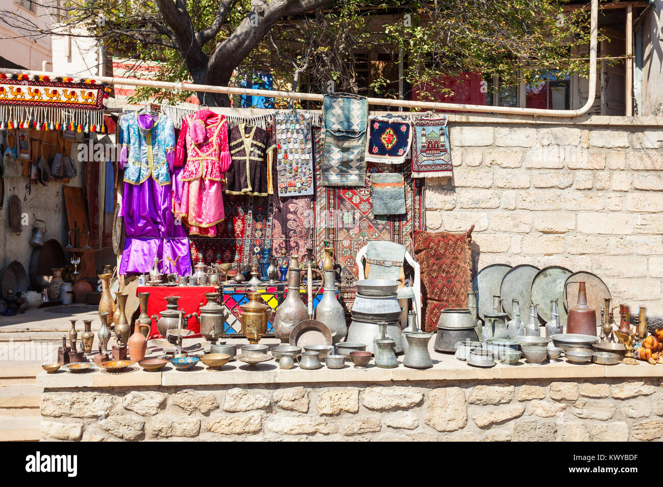 Baku bazaar market azerbaijan hi-res stock photography and images - Alamy