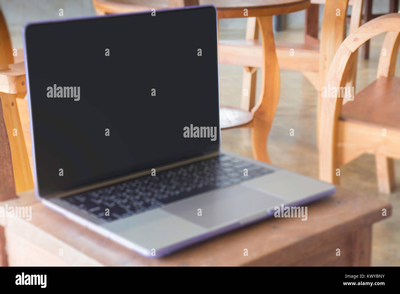 Grey table note pad laptop hi-res stock photography and images - Alamy