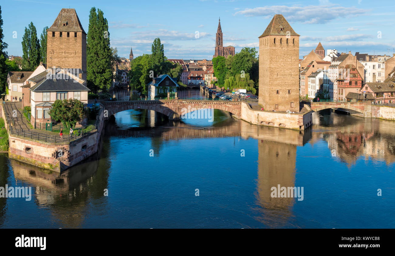 Ponts couverts covered bridge hi-res stock photography and images - Alamy