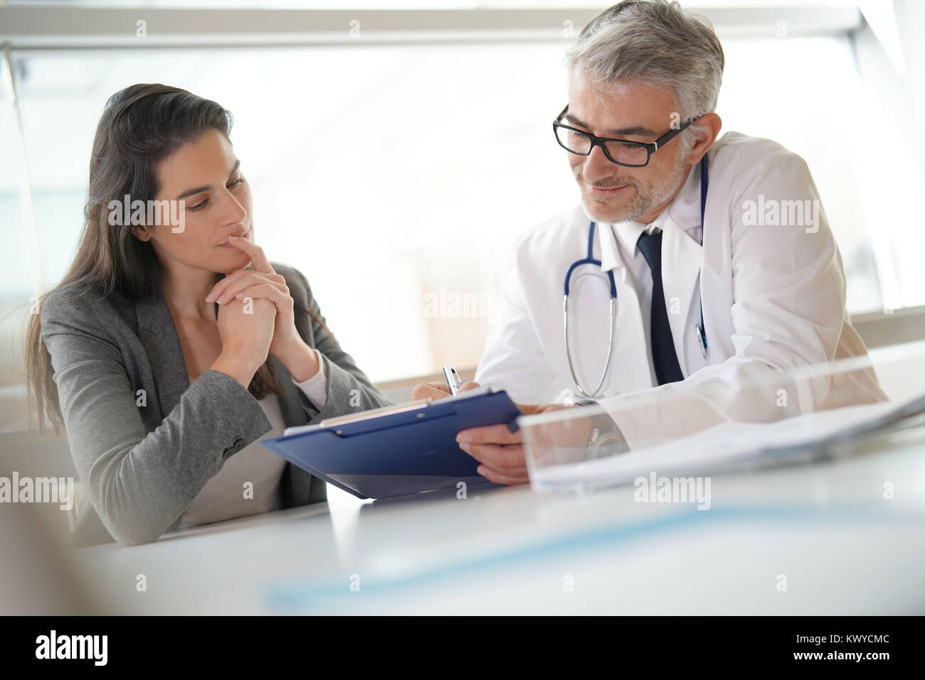 Patient meeting doctor for medical prescription Stock Photo - Alamy