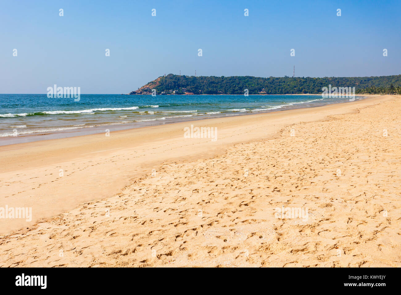 Beauty lonely beach with yellow sand in Goa, india Stock Photo - Alamy