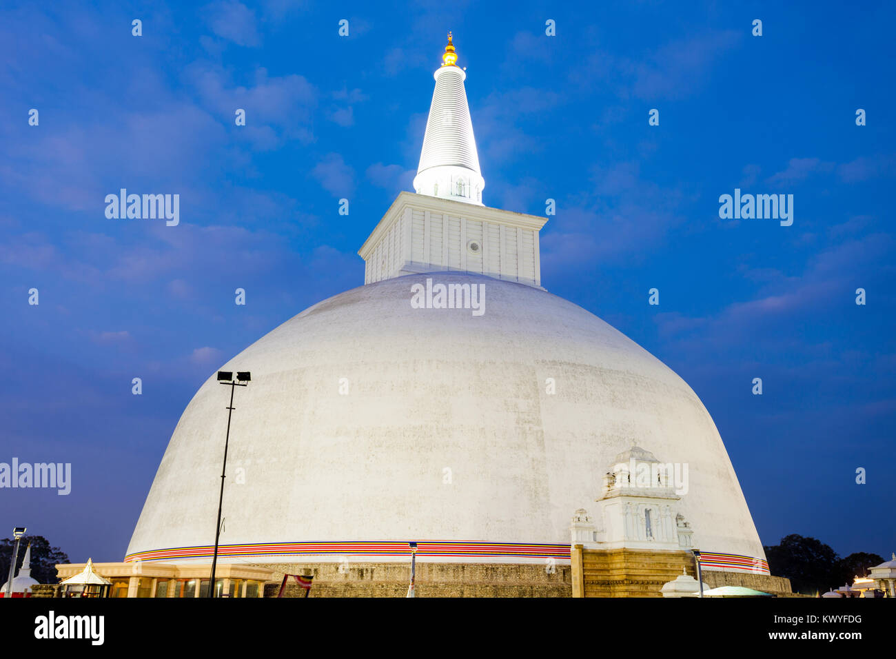 The Ruwanwelisaya stupa in Anuradhapura, Sri Lanka at sunset ...