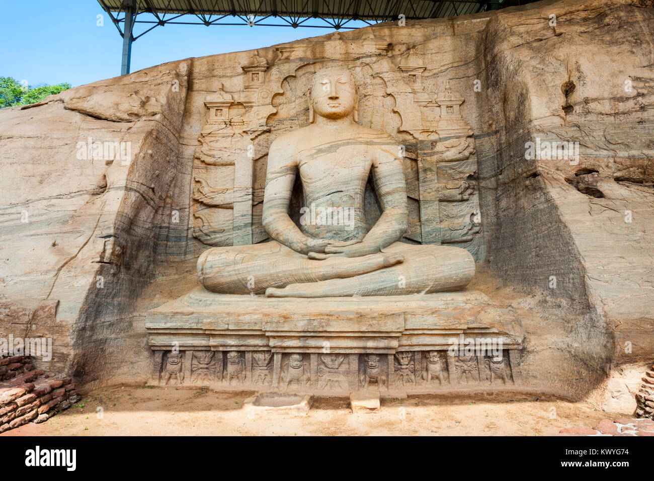Gal vihara in world hi-res stock photography and images - Alamy