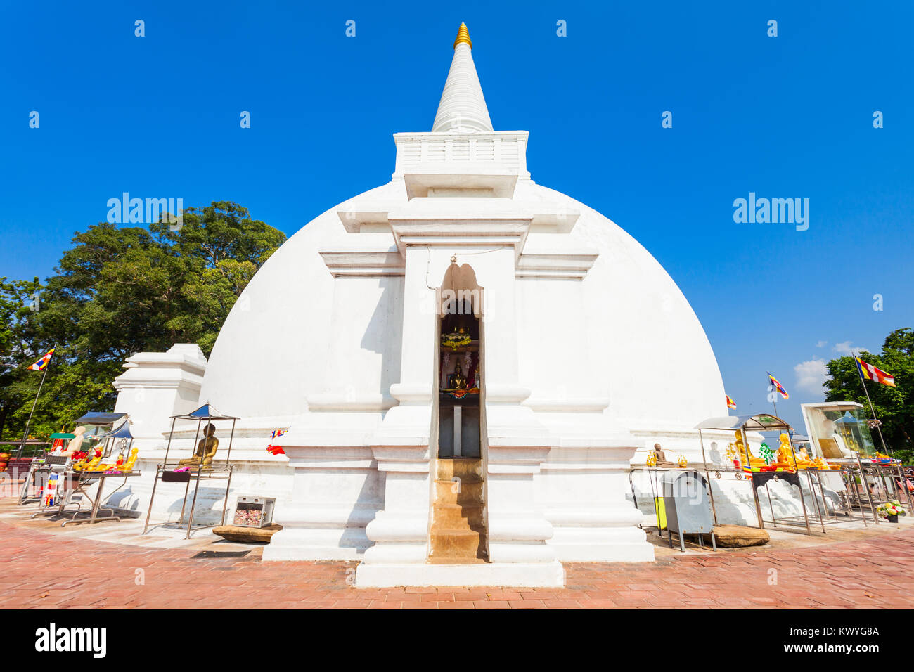 Somawathiya Chaitya or Somawathi Rajamaha Viharaya is a Buddhist Stupa ...