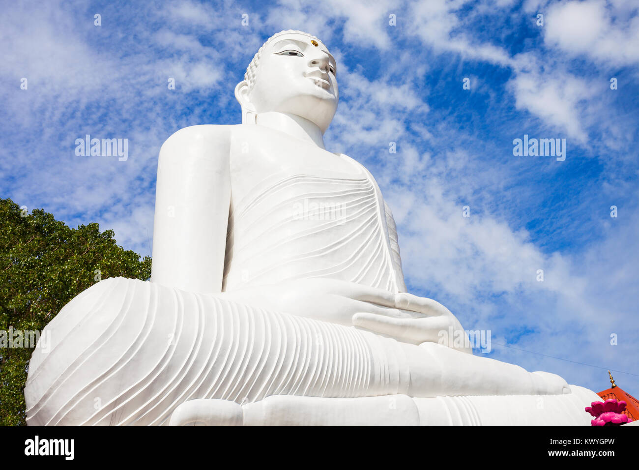 Bahirawakanda vihara buddha kandy hi-res stock photography and images ...