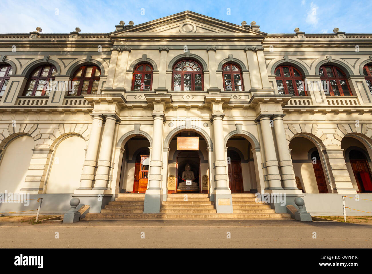 The Museum Of World Buddhism (International Buddhist Museum) is the ...