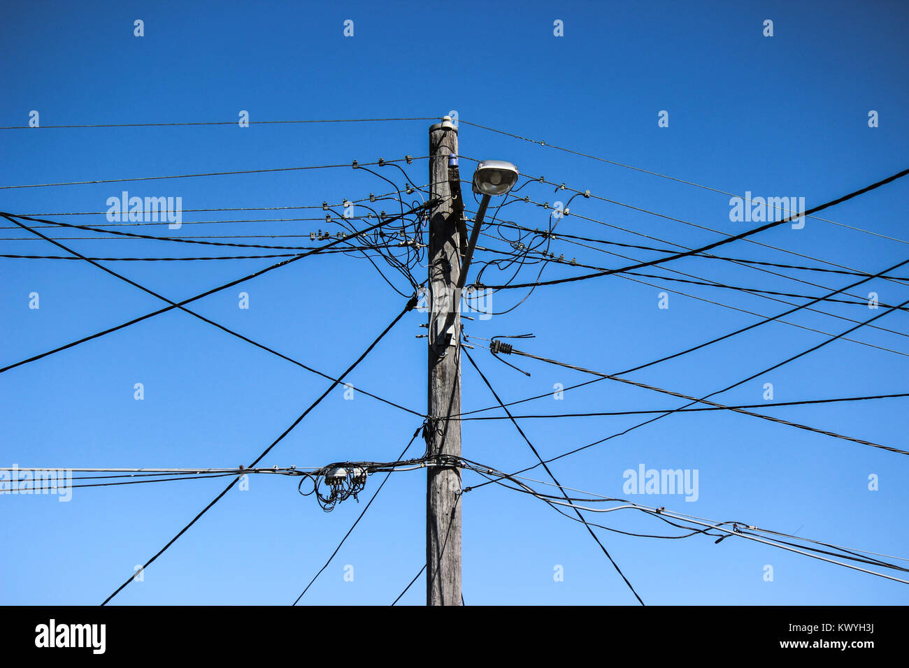 Complex wiring hi-res stock photography and images - Alamy