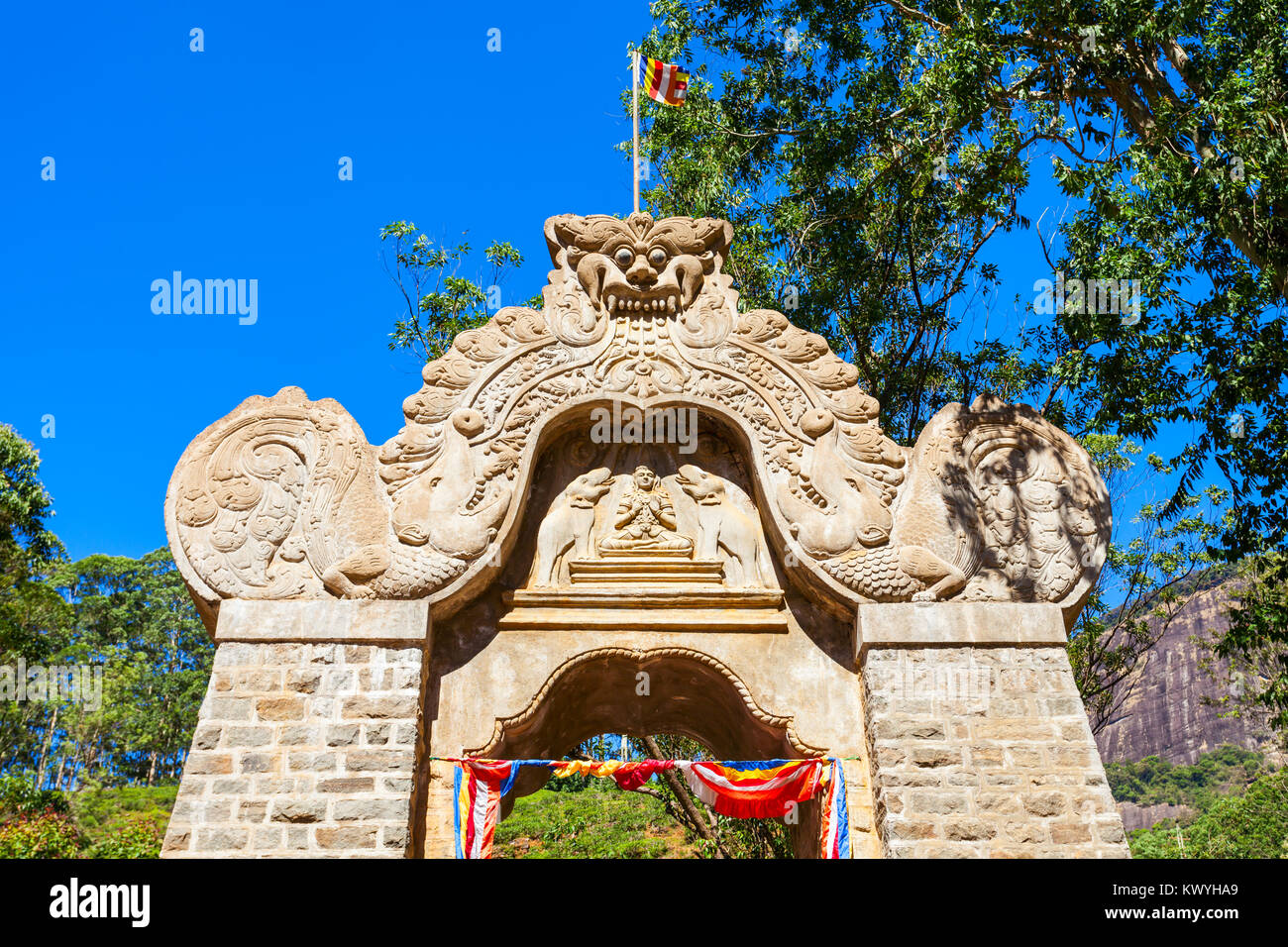 Makara torana hi-res stock photography and images - Alamy