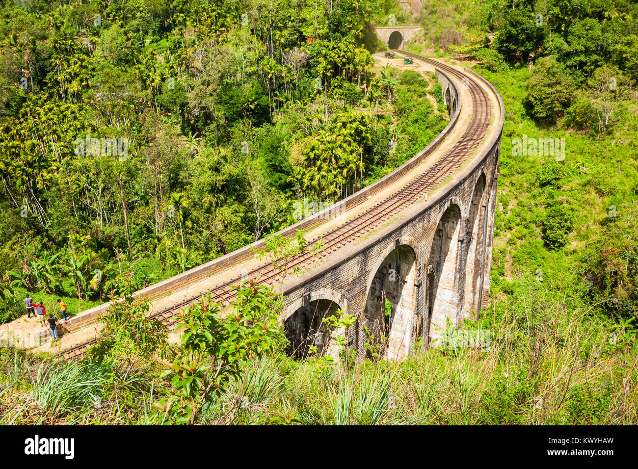 Bridges in srilanka hi-res stock photography and images - Alamy
