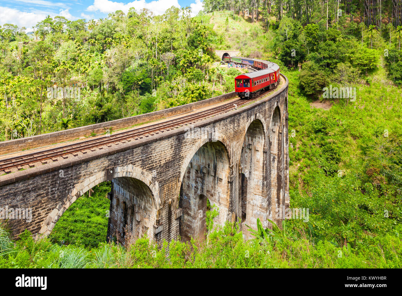 Train on the Nine Arches Demodara Bridge or the Bridge in the sky. Nine ...