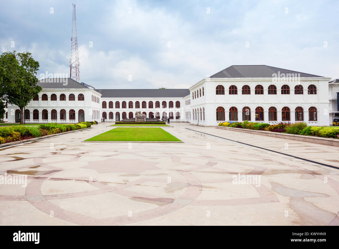 The Arcade Independence Square is a building complex in the center of ...