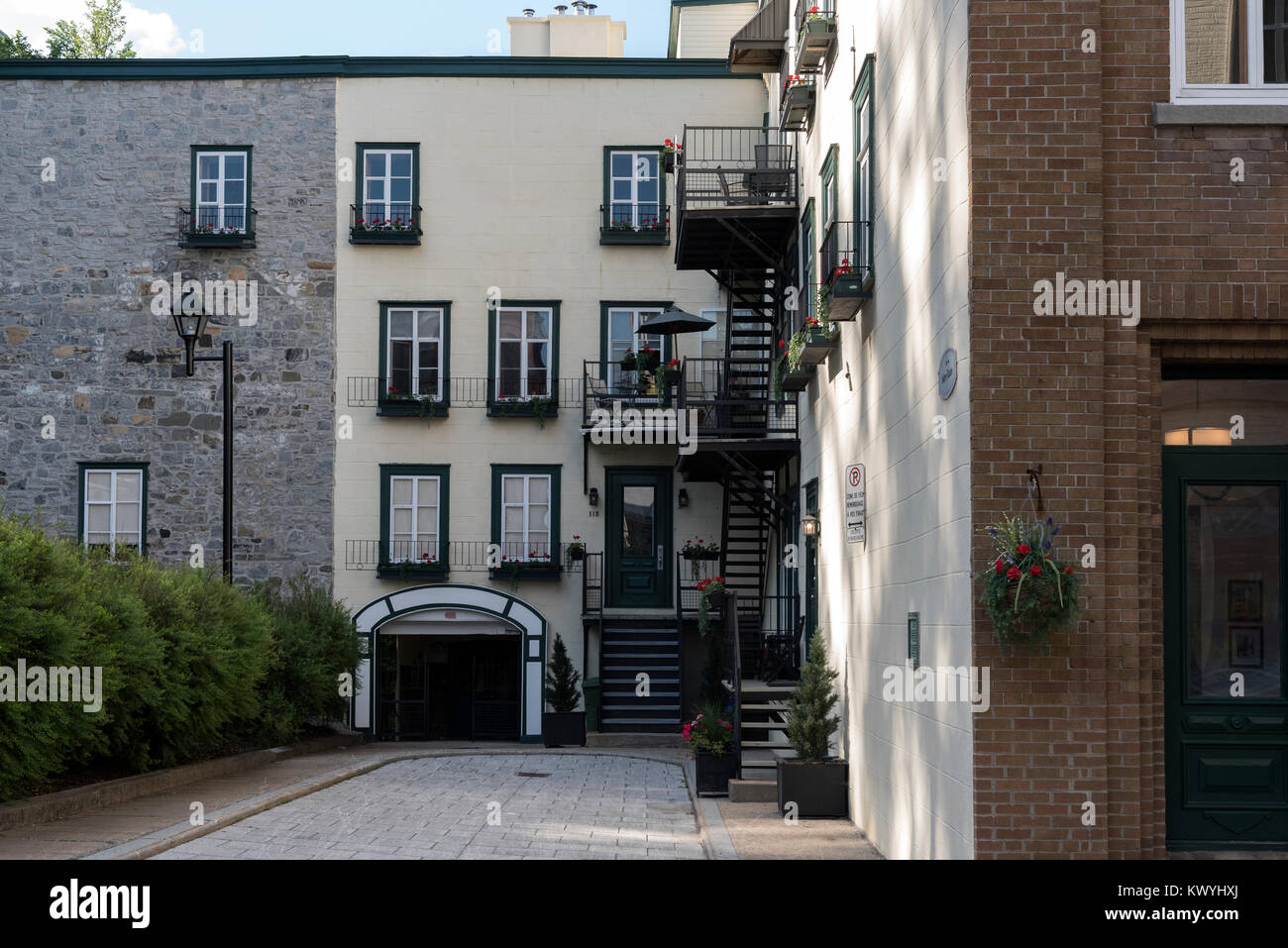 Restored apartments hi-res stock photography and images - Alamy