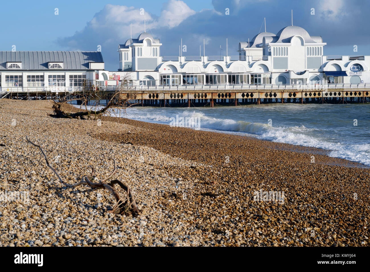 Tree flotsam hi-res stock photography and images - Alamy