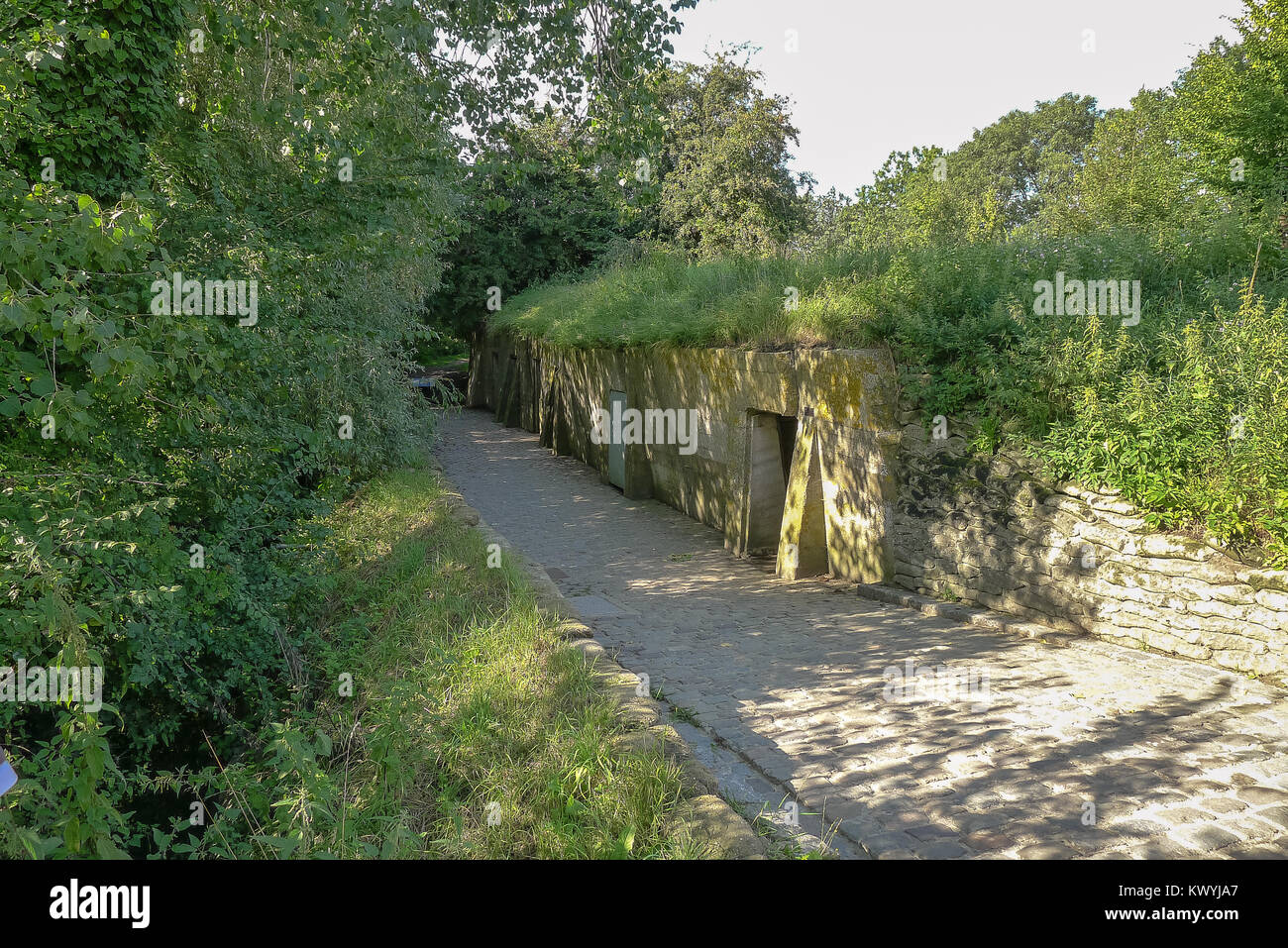 Casualty clearing station hi-res stock photography and images - Alamy