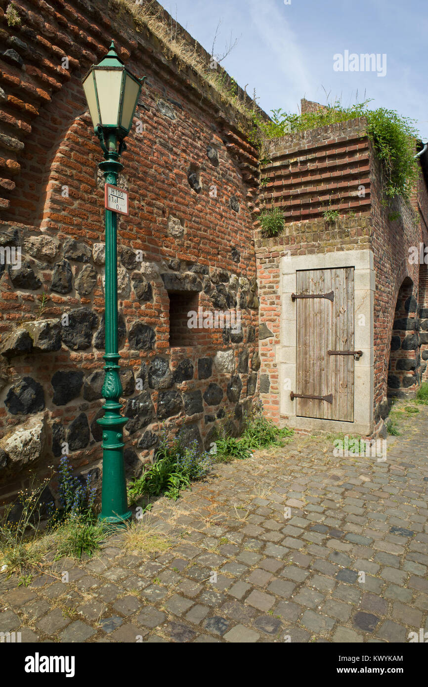 Feste zons hi-res stock photography and images - Alamy