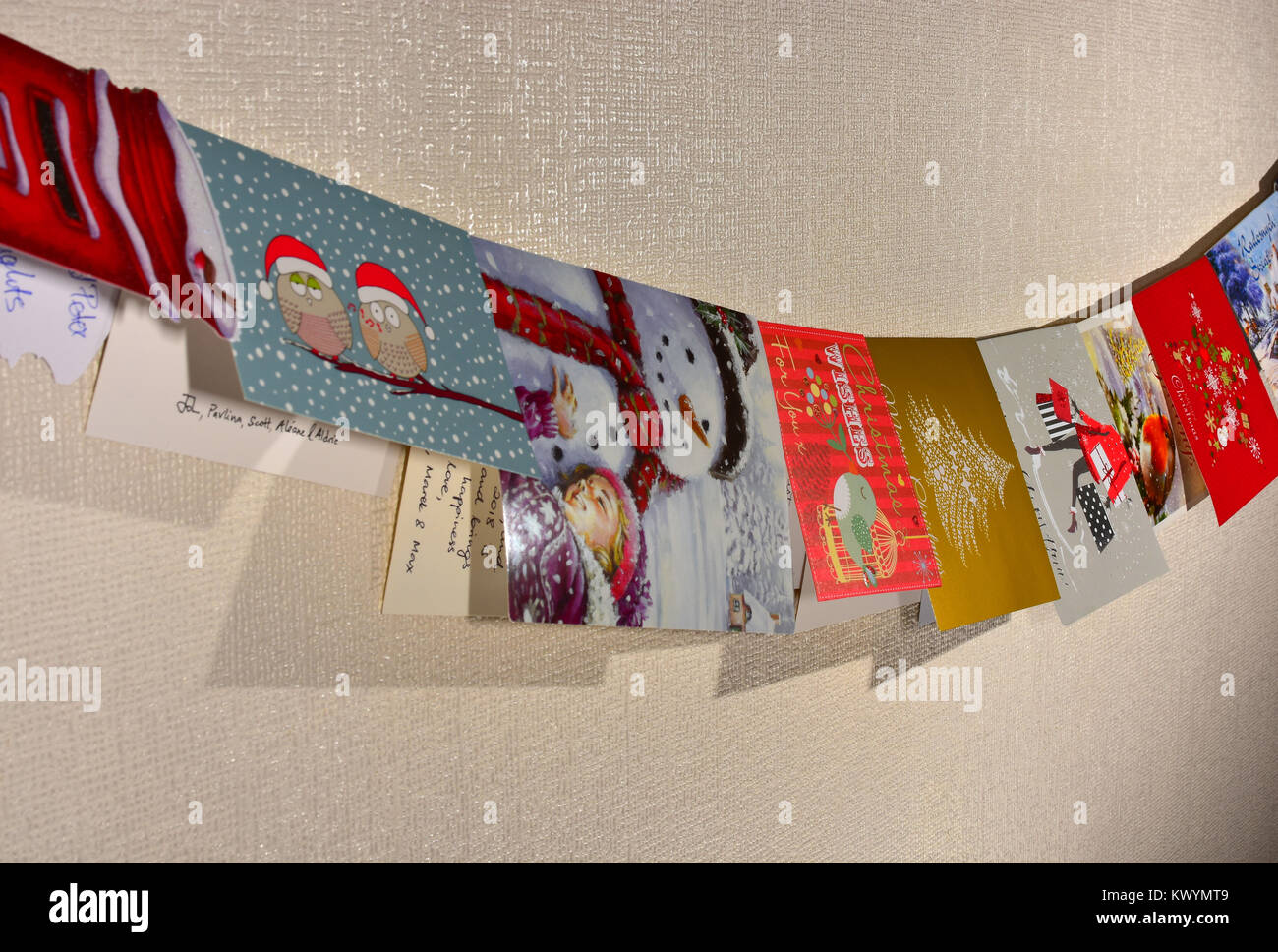 Christmas cards string hi-res stock photography and images - Alamy