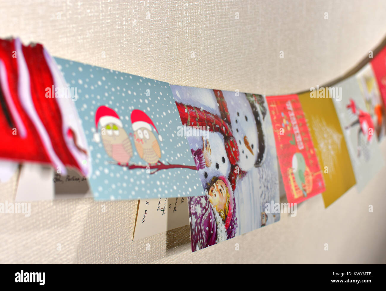 Recycling christmas cards hi-res stock photography and images - Alamy