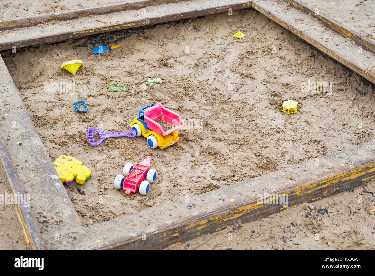 Children board game school hi-res stock photography and images - Alamy