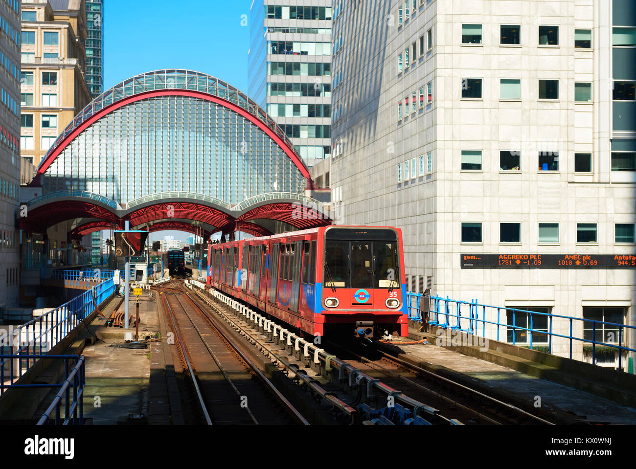 New bank station london hi-res stock photography and images - Alamy