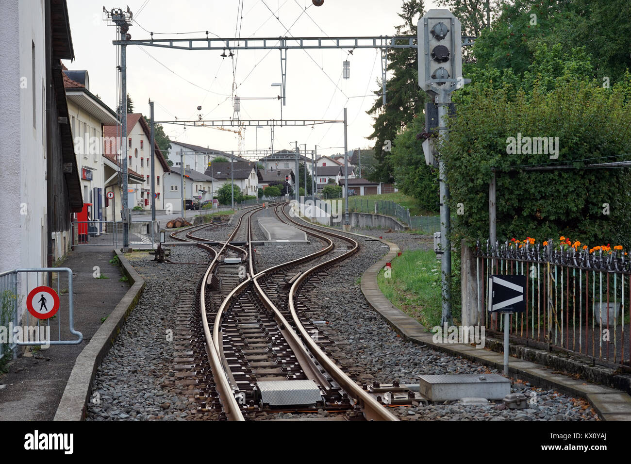 Railway station electrical wire hi-res stock photography and images - Alamy