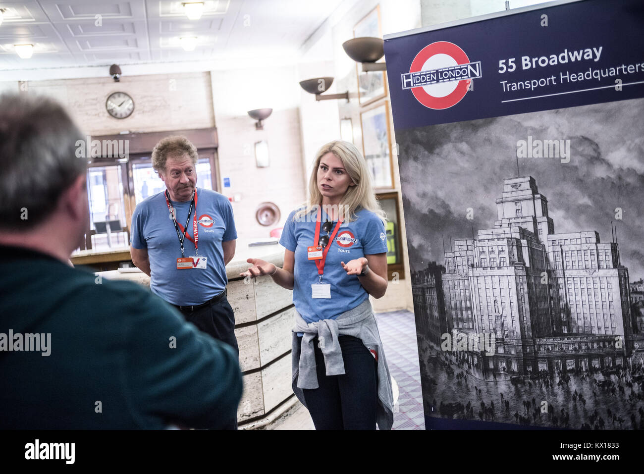 Tfl font hi-res stock photography and images - Alamy