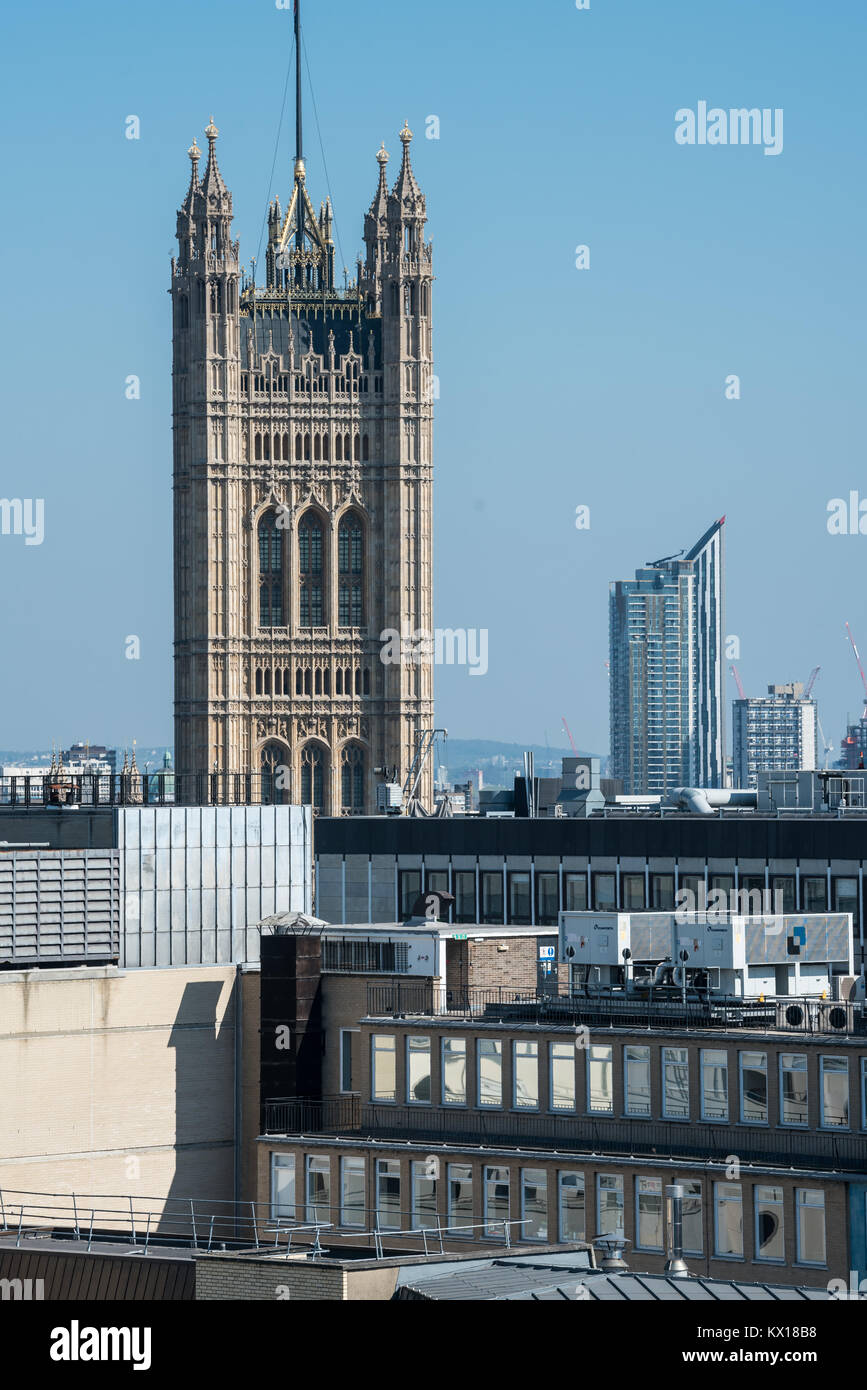 Tfl font hi-res stock photography and images - Alamy