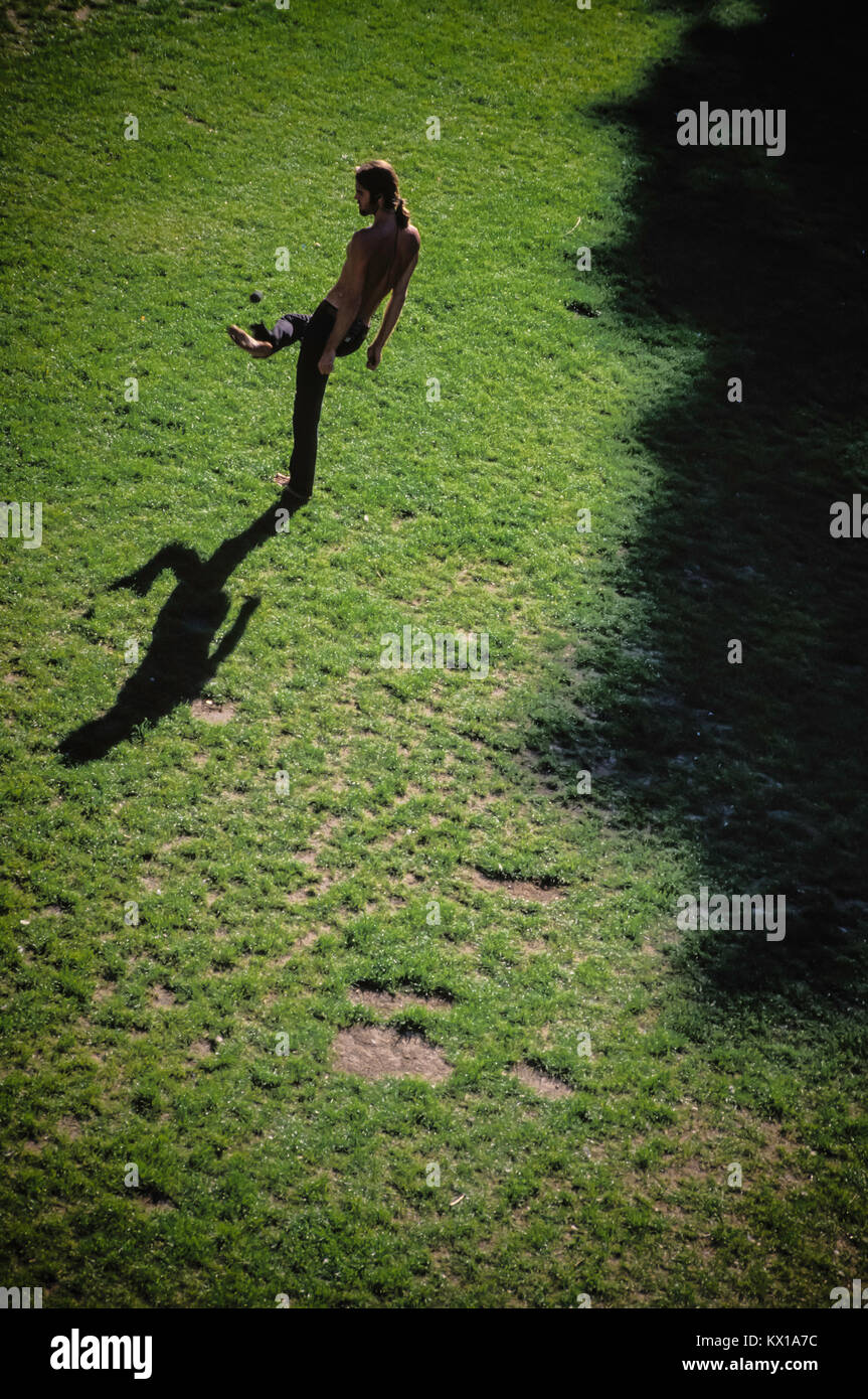 People playing footbag hi-res stock photography and images - Alamy
