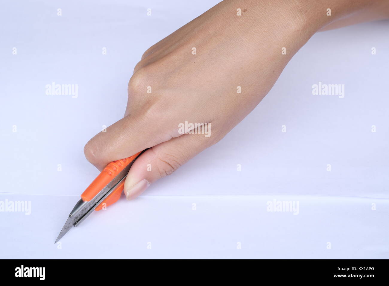 women hands cutting Stock Photo - Alamy