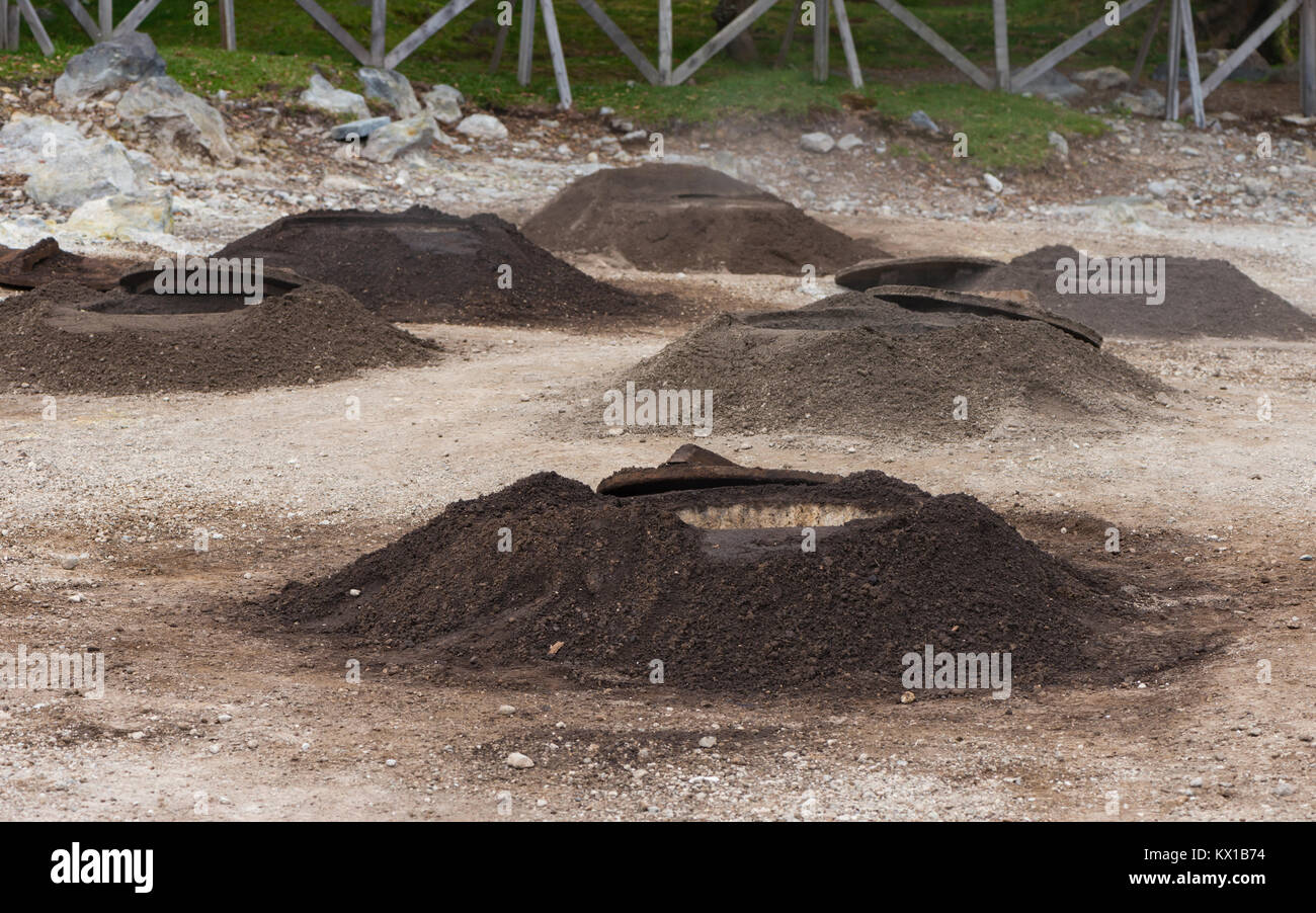 Geothermal oven hi-res stock photography and images - Alamy