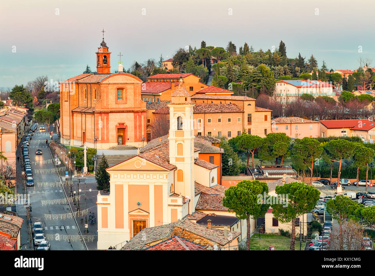 Italian country churches hi-res stock photography and images - Alamy