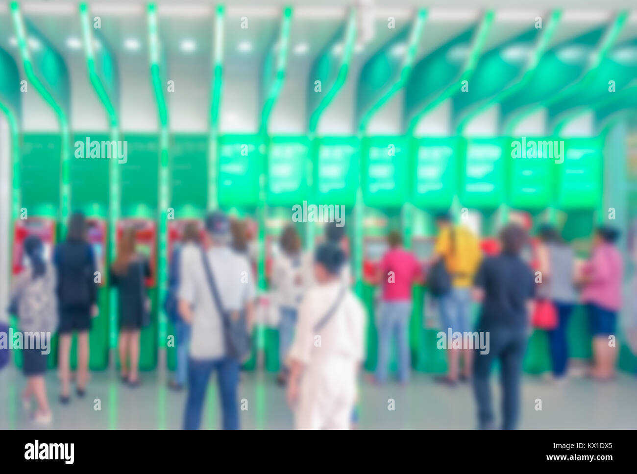 Security screen department store hi-res stock photography and images ...