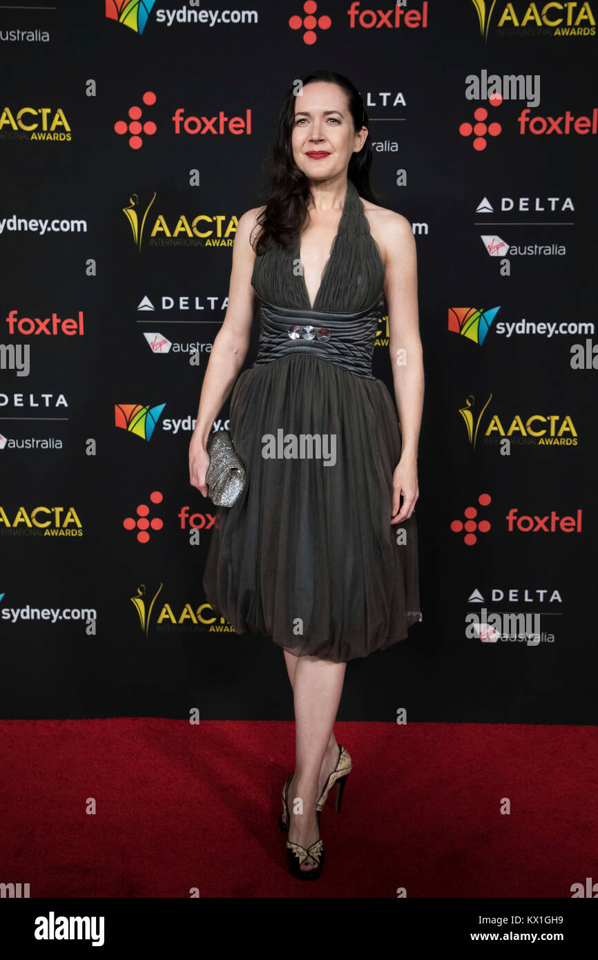 Los Angeles, USA. 5th January, 2018. Bel Delia poses for photographers ...