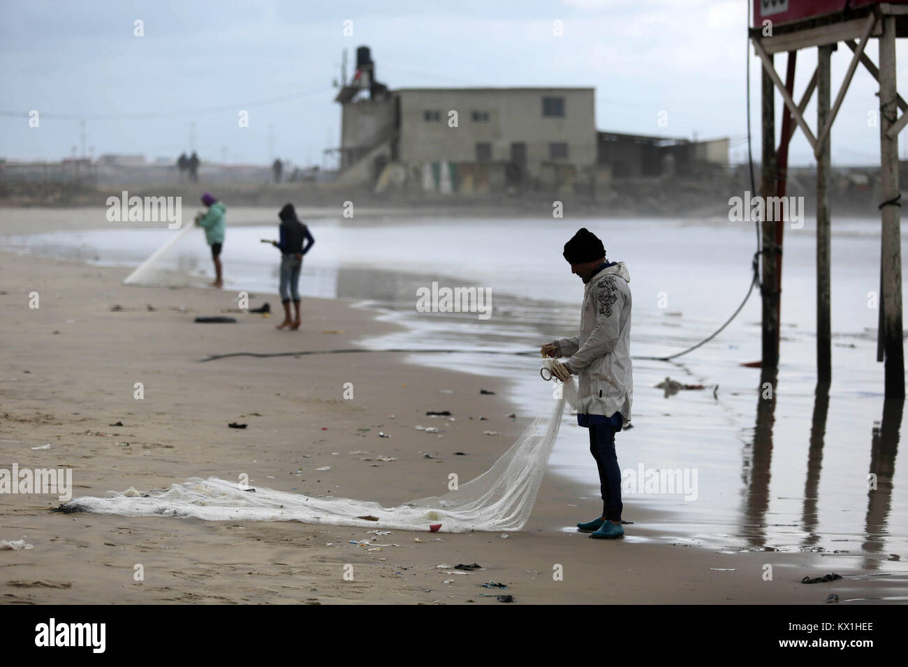 Gaza City, Gaza Strip, Palestinian Territory. 6th Jan, 2018. A ...