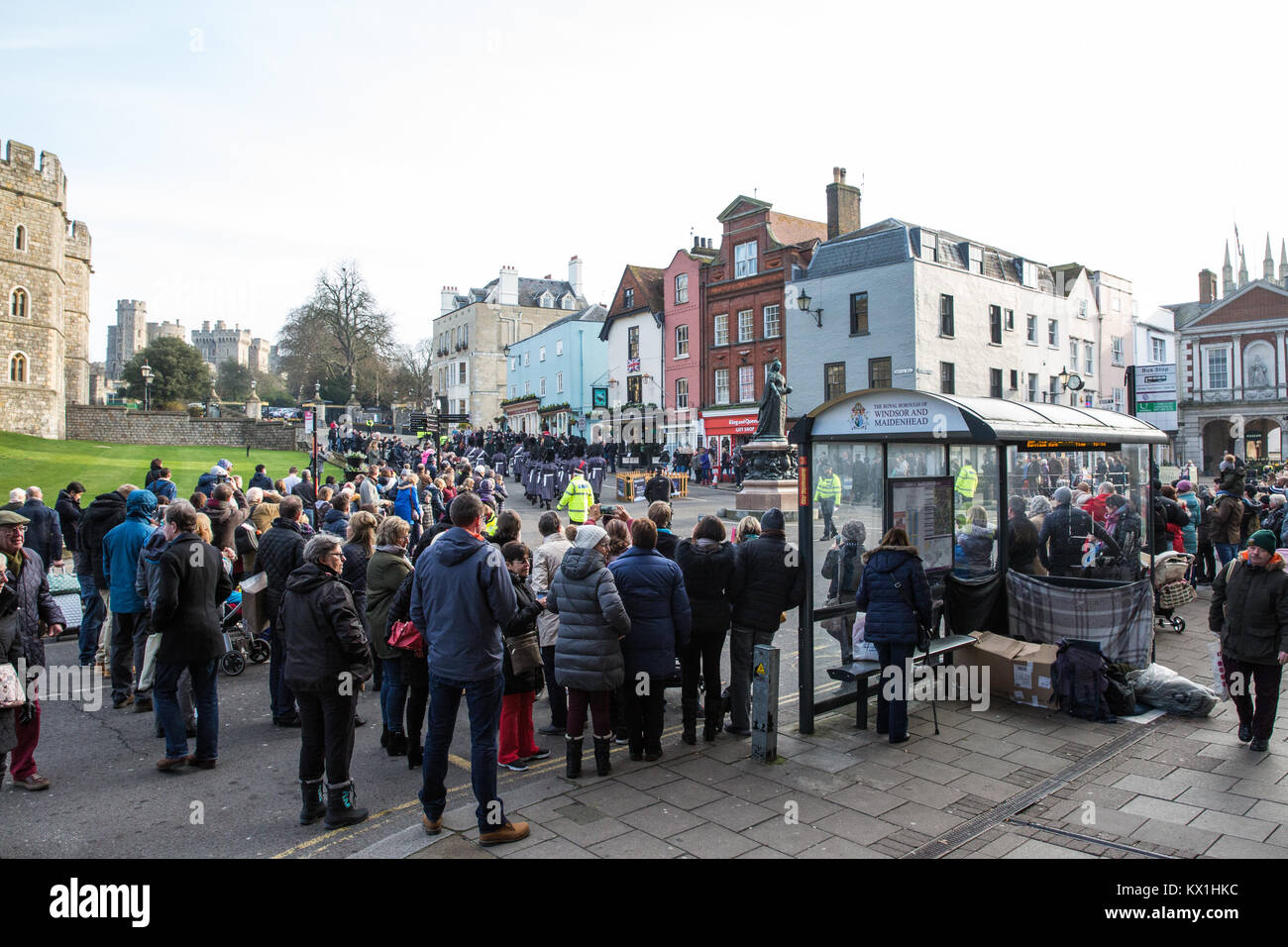 Windsor, UK. 6th Jan, 2018. A homeless person sleeps under a bus ...