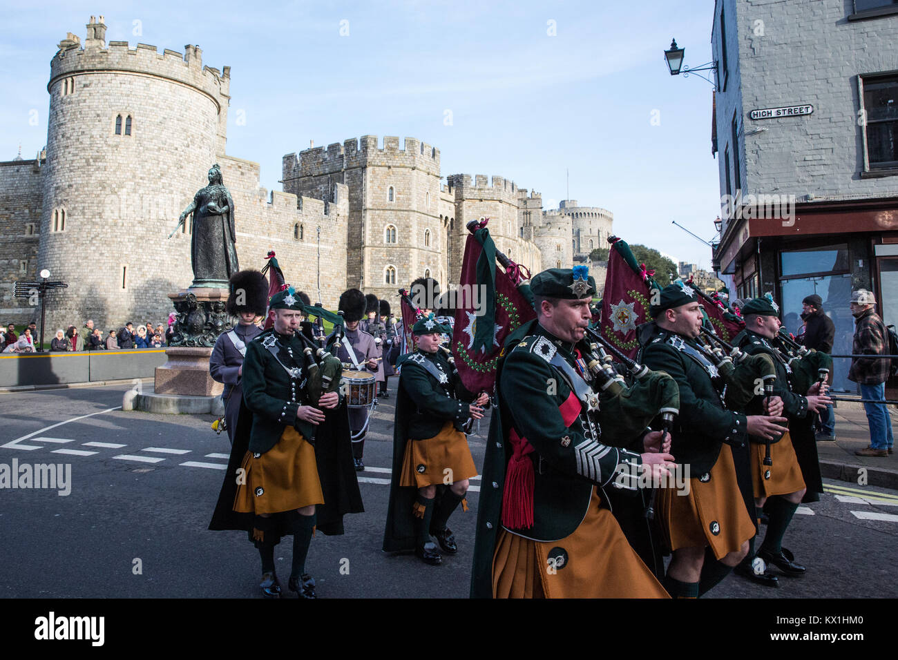 Irish guards band leader hi-res stock photography and images - Alamy