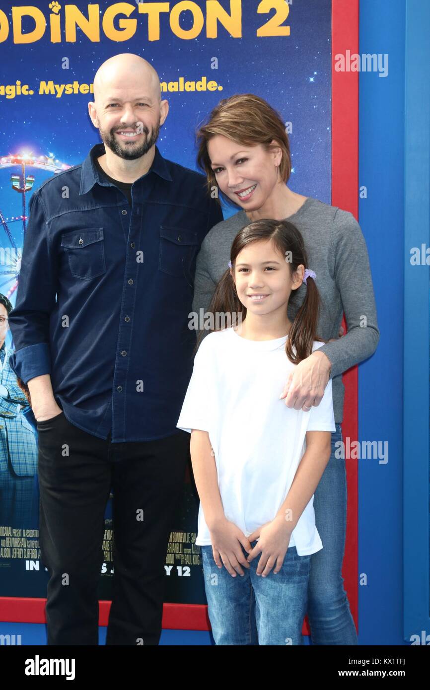 Los Angeles, CA, USA. 6th Jan, 2018. Jon Cryer, wife, daughter at ...