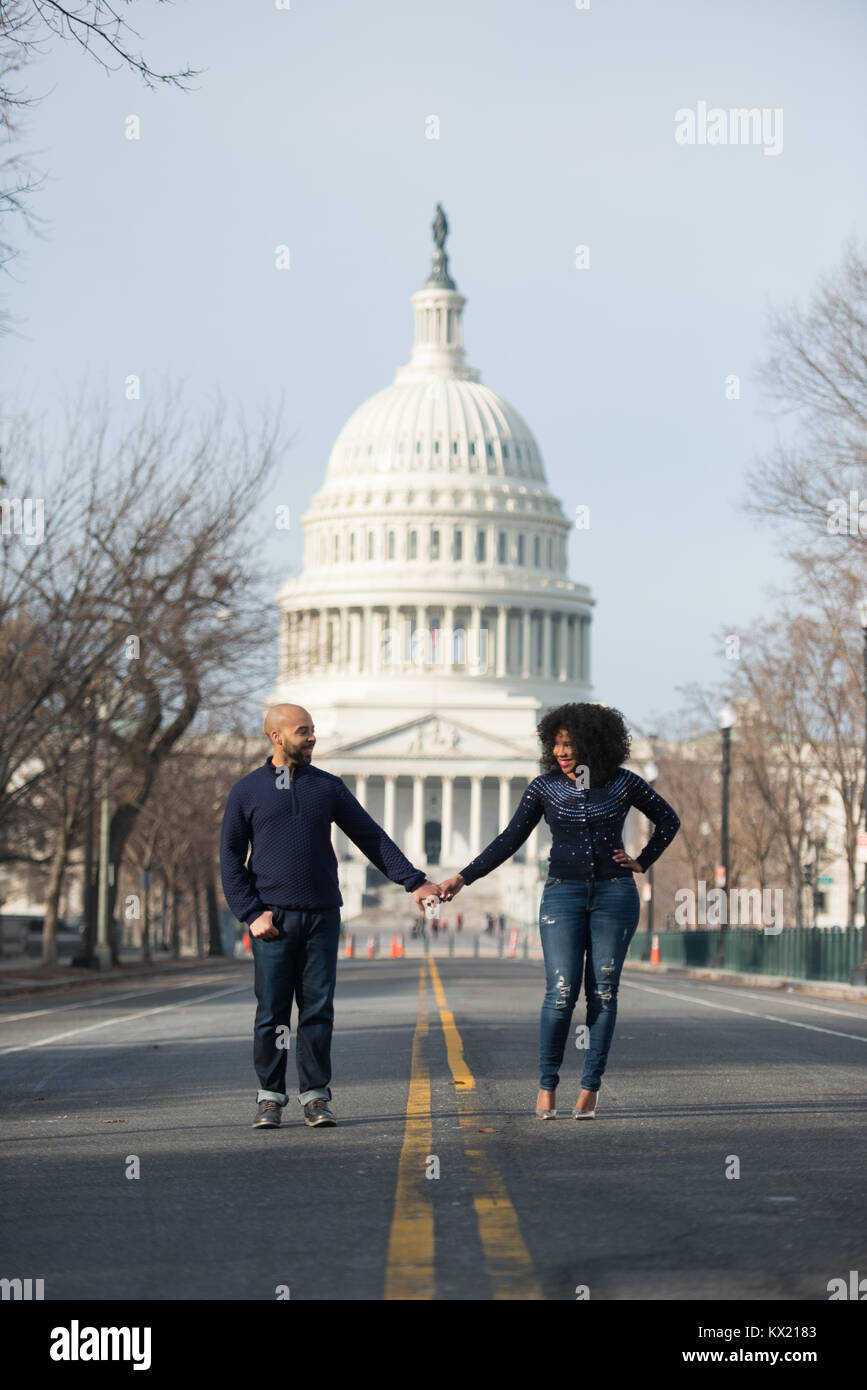 An young couple in love in Washington, DC Stock Photo - Alamy