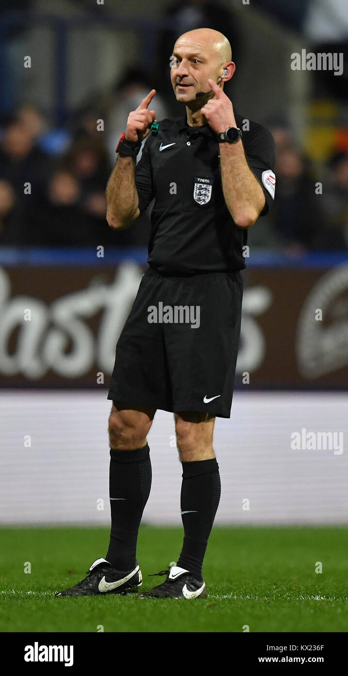 Referee roger east hi-res stock photography and images - Alamy