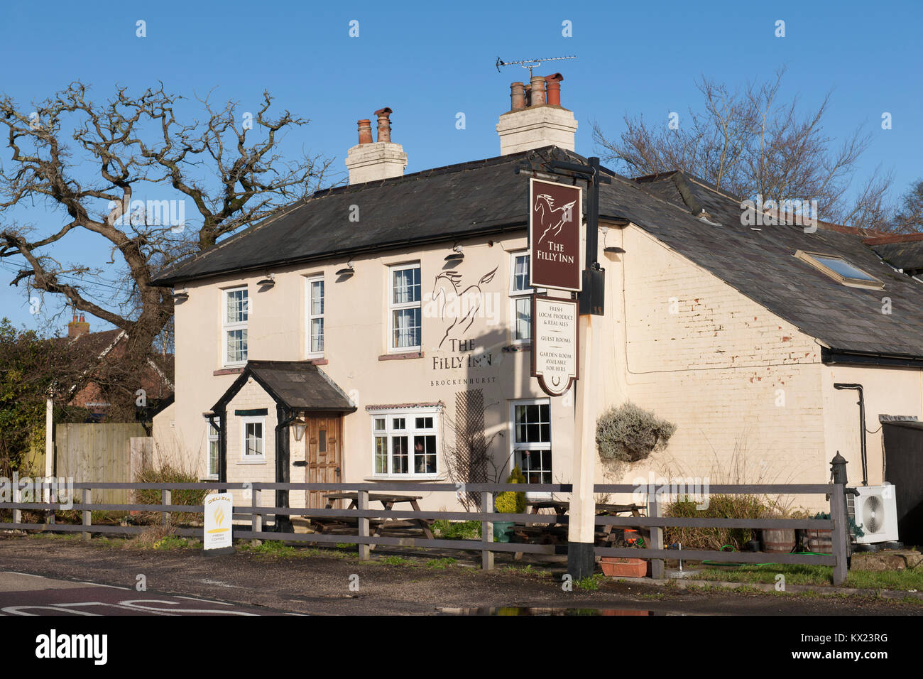 The Filly Inn, Brockenhurst, New Forest, Hampshire, England, UK Stock ...