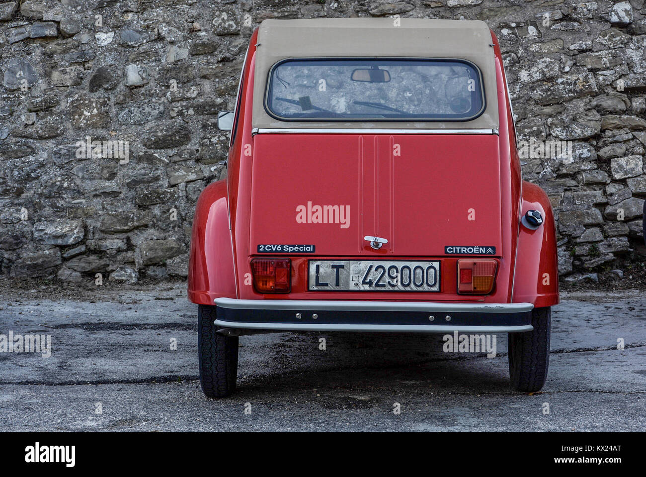 Red citron hi-res stock photography and images - Alamy
