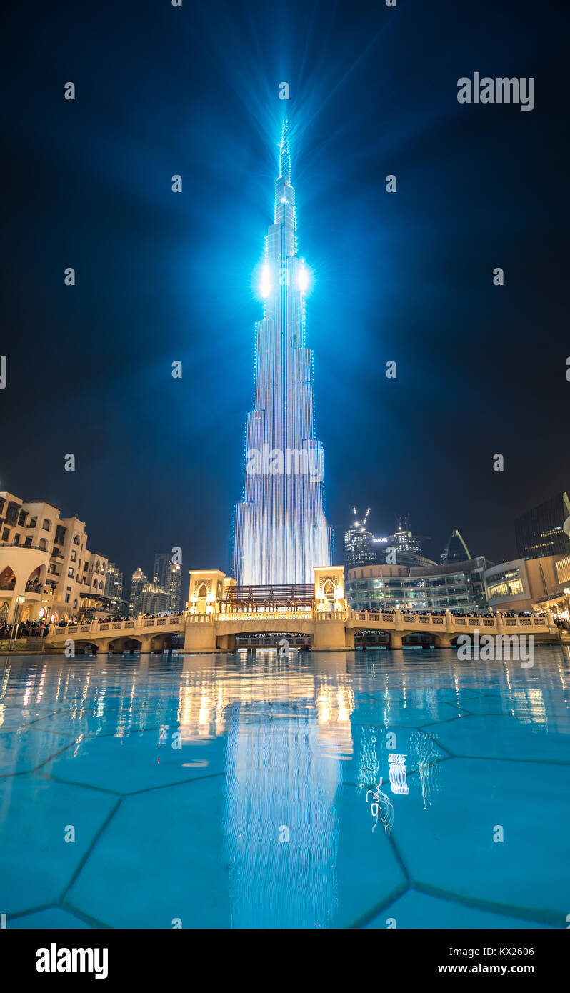 Dubai downtown dubai hi-res stock photography and images - Alamy