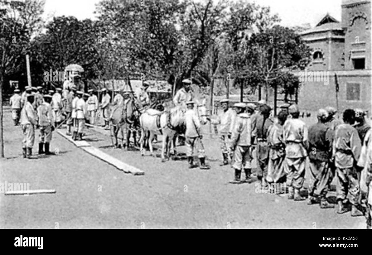 Packaging material handling Black and White Stock Photos & Images - Alamy