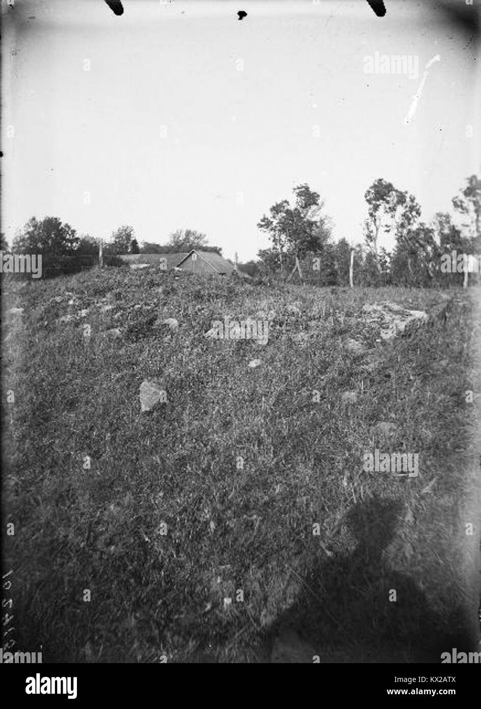 A photograph showing Dimbo and the church site (Dverstorps kyrkplats ...